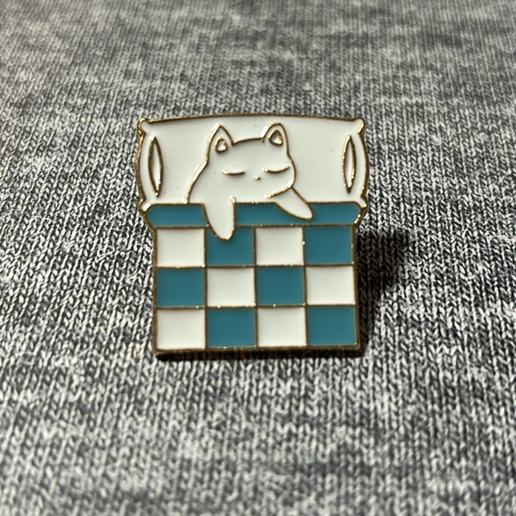 Unbranded | Jewelry | Cat Nap Blue White Checkered Metal And Enamel Pin ...